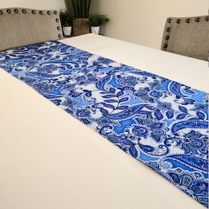 Blue Paisley Table Runner With Six Napkins, 4to6 Seater Tables, Fits ...