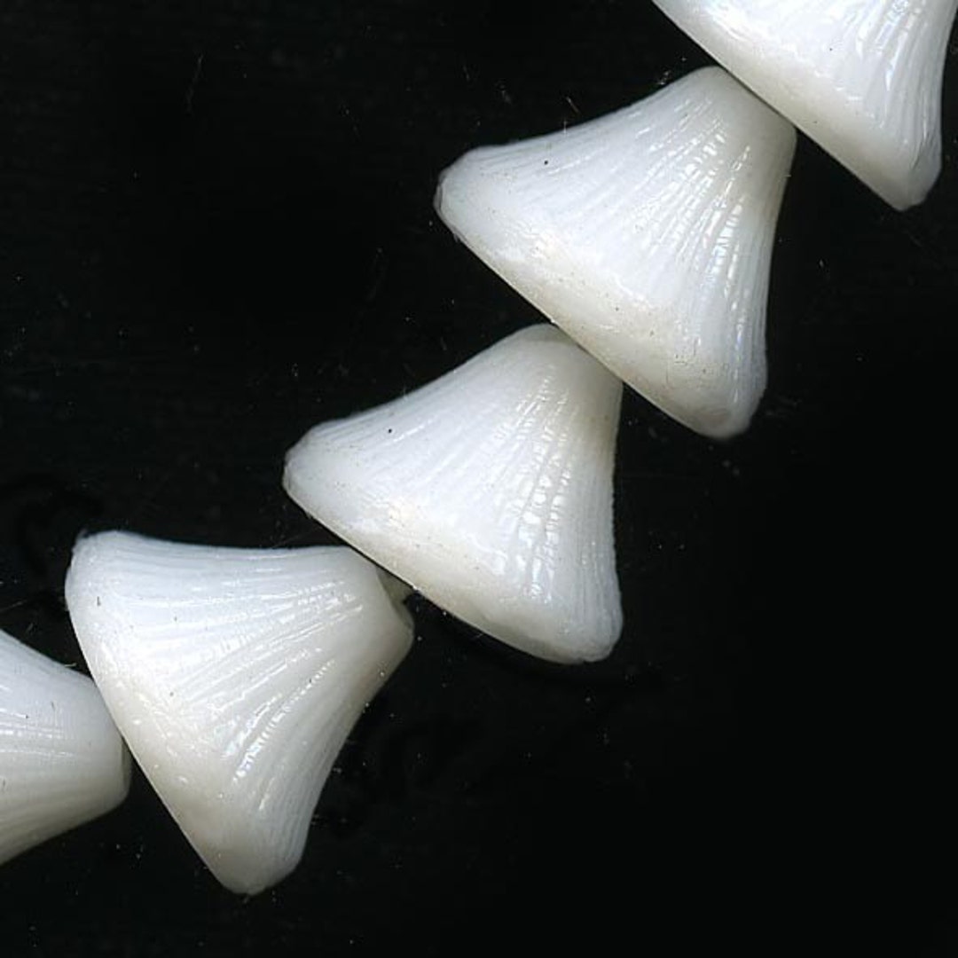 Vintage Czech Molded Glass Cone Shaped Bead, 8x10mm Package of 10. B11 ...
