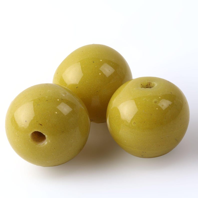 Vintage Chinese Wound Glass 22mm Round Bead in Opaque Yellow. Pkg.1 B11 ...