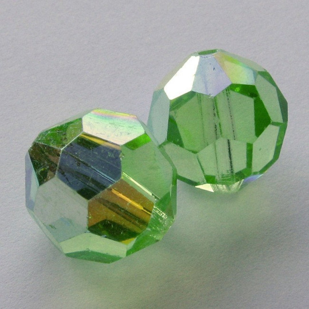 Vintage Czech Tin-cut Peridot Green Glass AB Faceted Rounds. 15x14mm ...