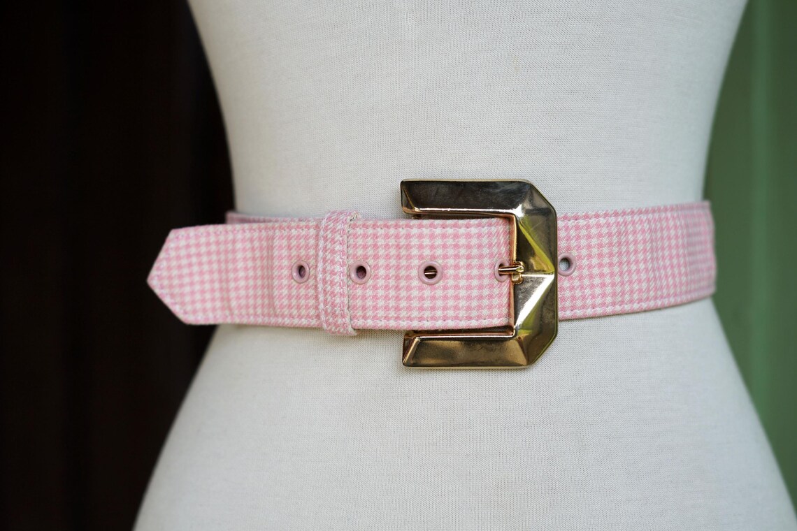 1980s Pink White Houndstooth Checked Fabric Belt With Gold Tone Buckle ...