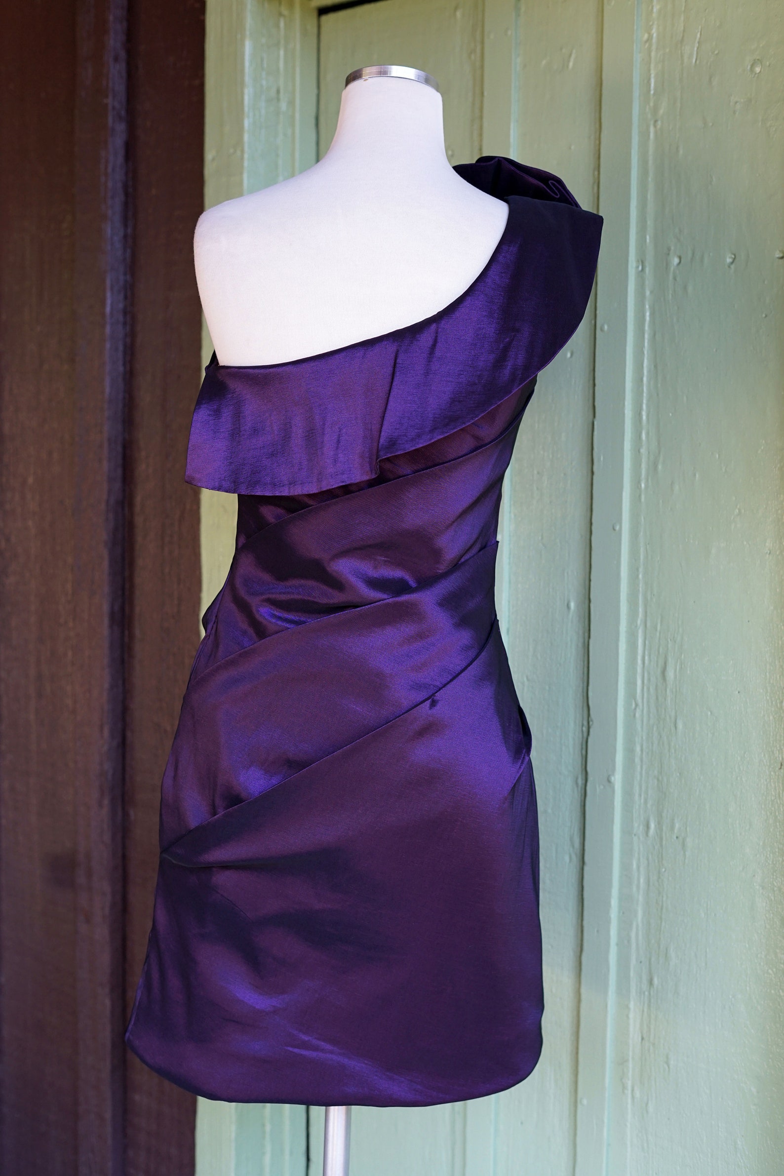 2000s Midnight Purple Black Iridescent One Shoulder Short Party Dress ...