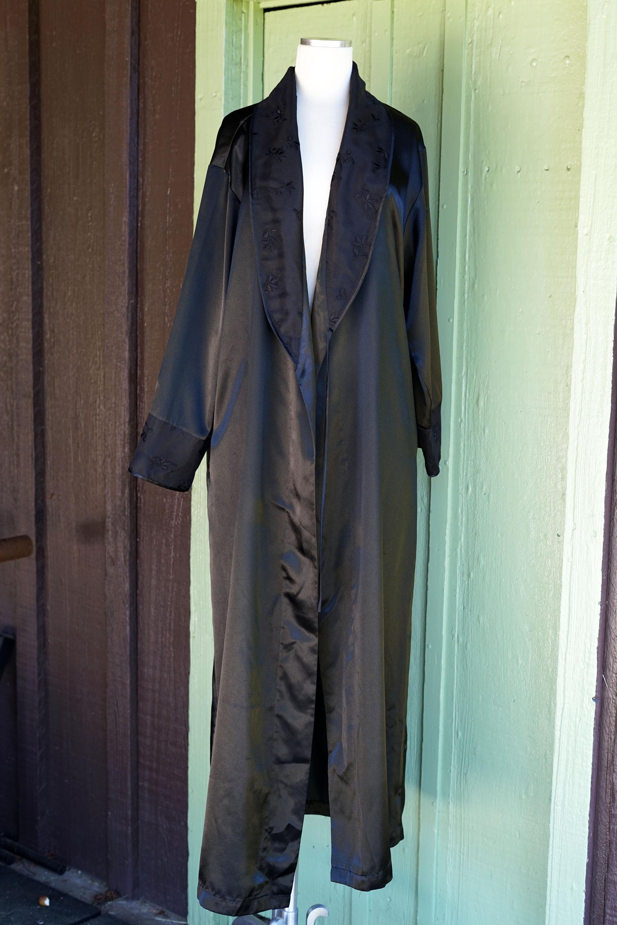 1990s Black Satin Oscar De La Renta Robe // 90s Long Black Robe With ...