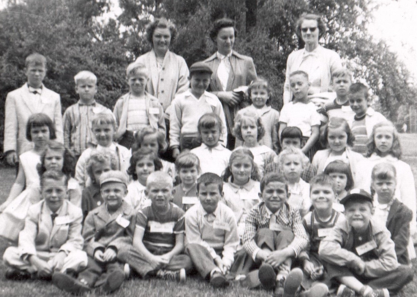 Class Photo With Goofy Kid in Front Row, 1957 Photo, Vintage Black and ...