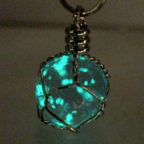Glowing Necklace Glow in the Dark Necklace Glowing Crystal | Etsy