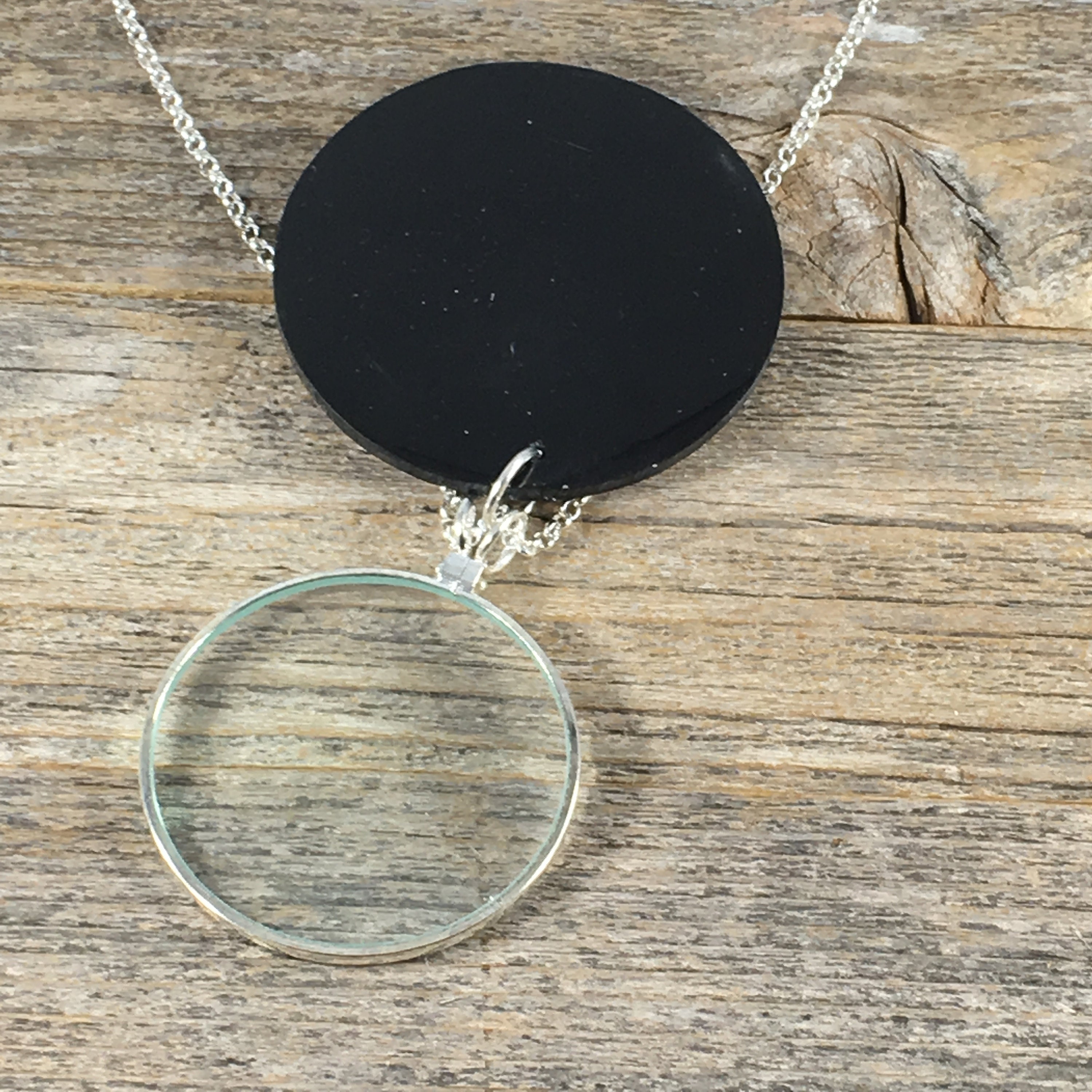 Magnifying Glass Necklace with Shell Detail Pendant, Monocle Necklace