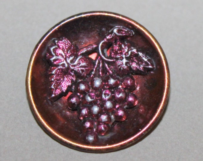 Antique bunch OF Grapes Button Stamped & Tinted Brass Fruit Button 15/ ...