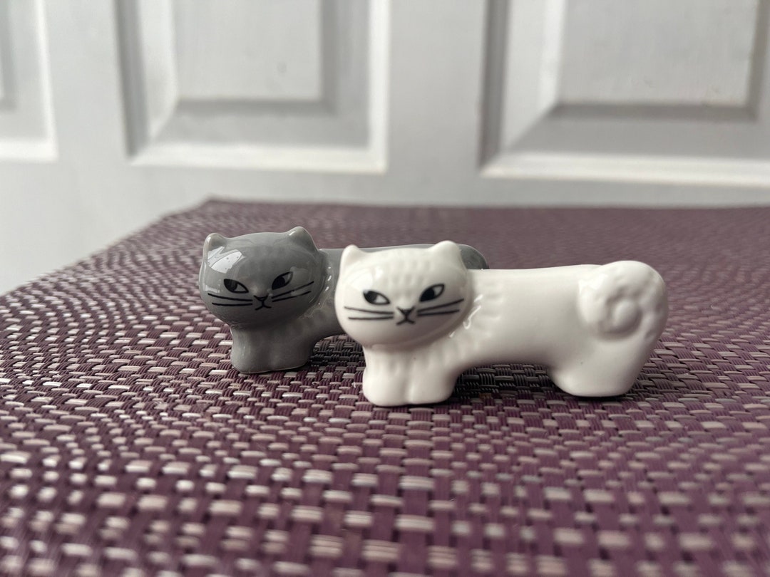 Cat Chopstick Rest: Cutlery Rests, Brush Holder, Pen Rest, Miniature ...