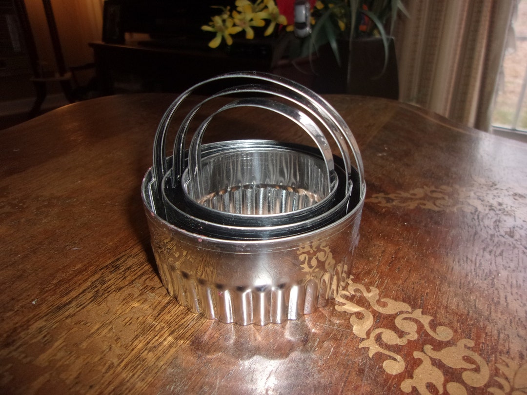 Three 3 Pc. Set Cookie/biscuit Cutters Stainless Steel Wave Round With ...
