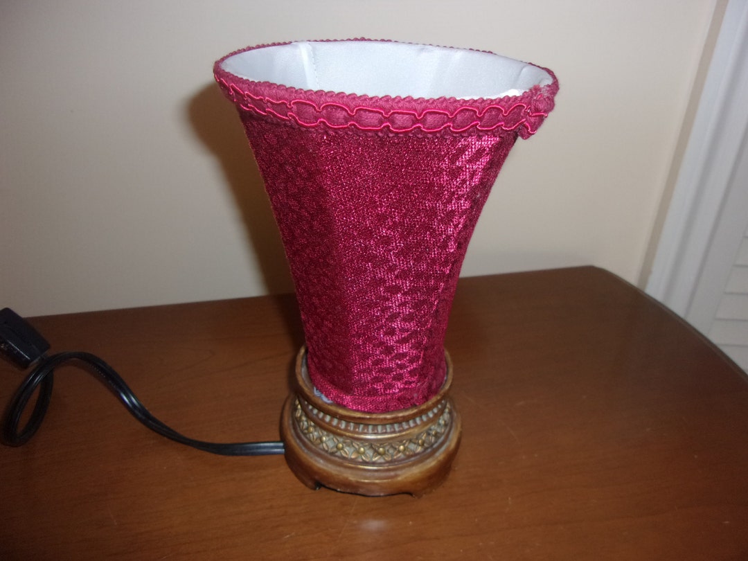 Beautiful Victorian Style Night Light/accent Lamp - Etsy