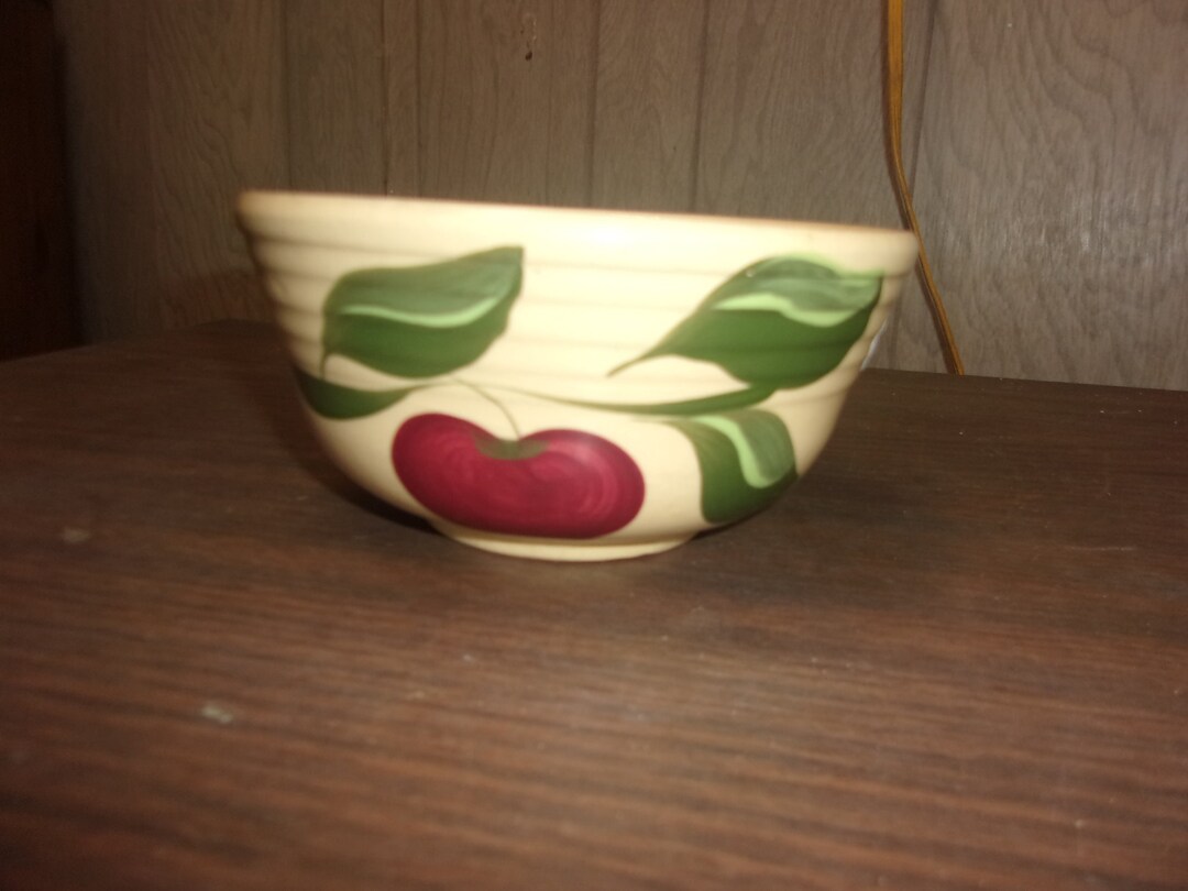 WATT 06 Apple Design Ovenware Bowl -- Vintage -- USA - Etsy