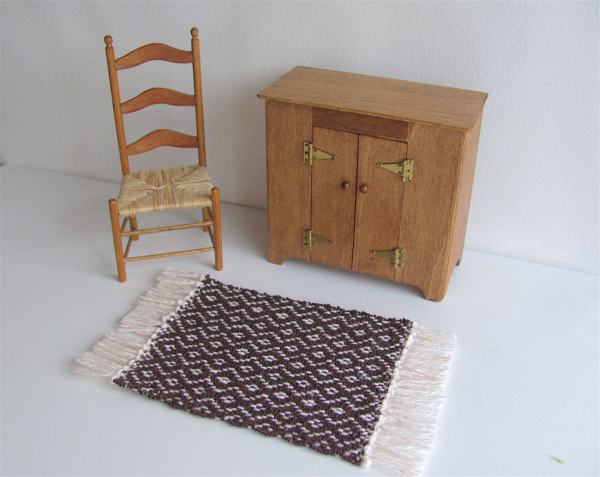 Small Dollhouse Miniature Rug 1:12 Artisan Doll House - Etsy.de