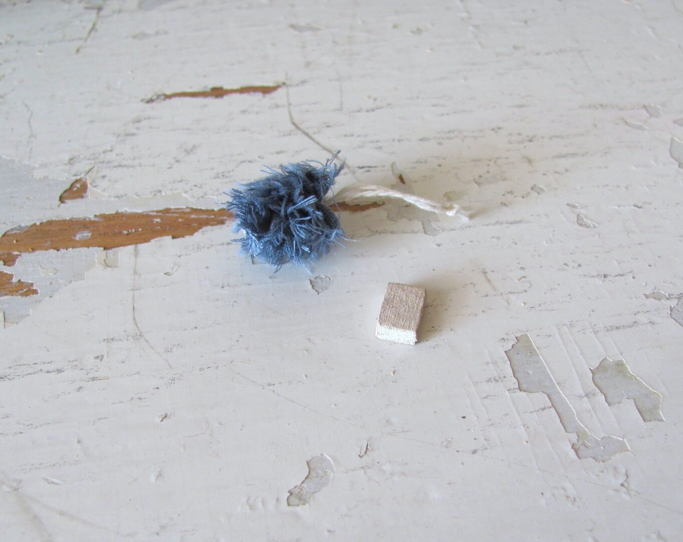 1:12 Dollhouse Miniatures Shower Pouf, Cloth Bath Poof, Artisan ...