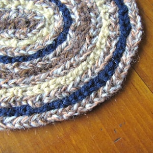 Miniature Dollhouse Rug, 1:12 Scale Artisan Handmade Oval Carpet ...