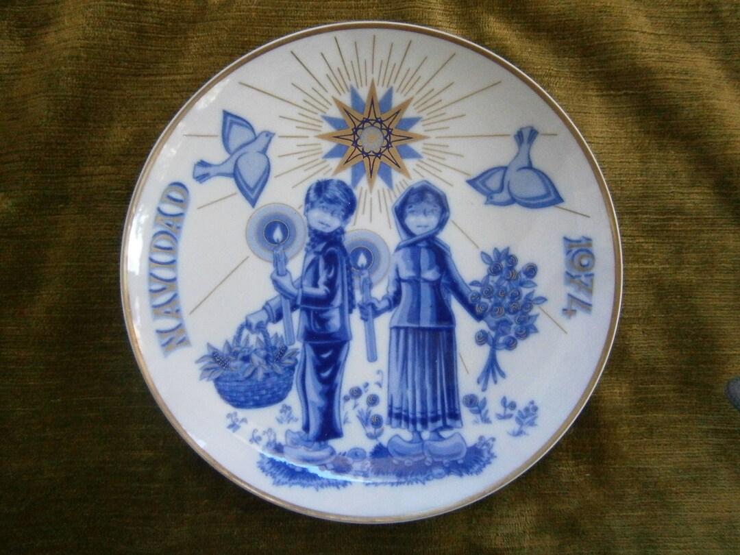 1974 Santa Clara Porcelain Navidad Collector Plate - Etsy