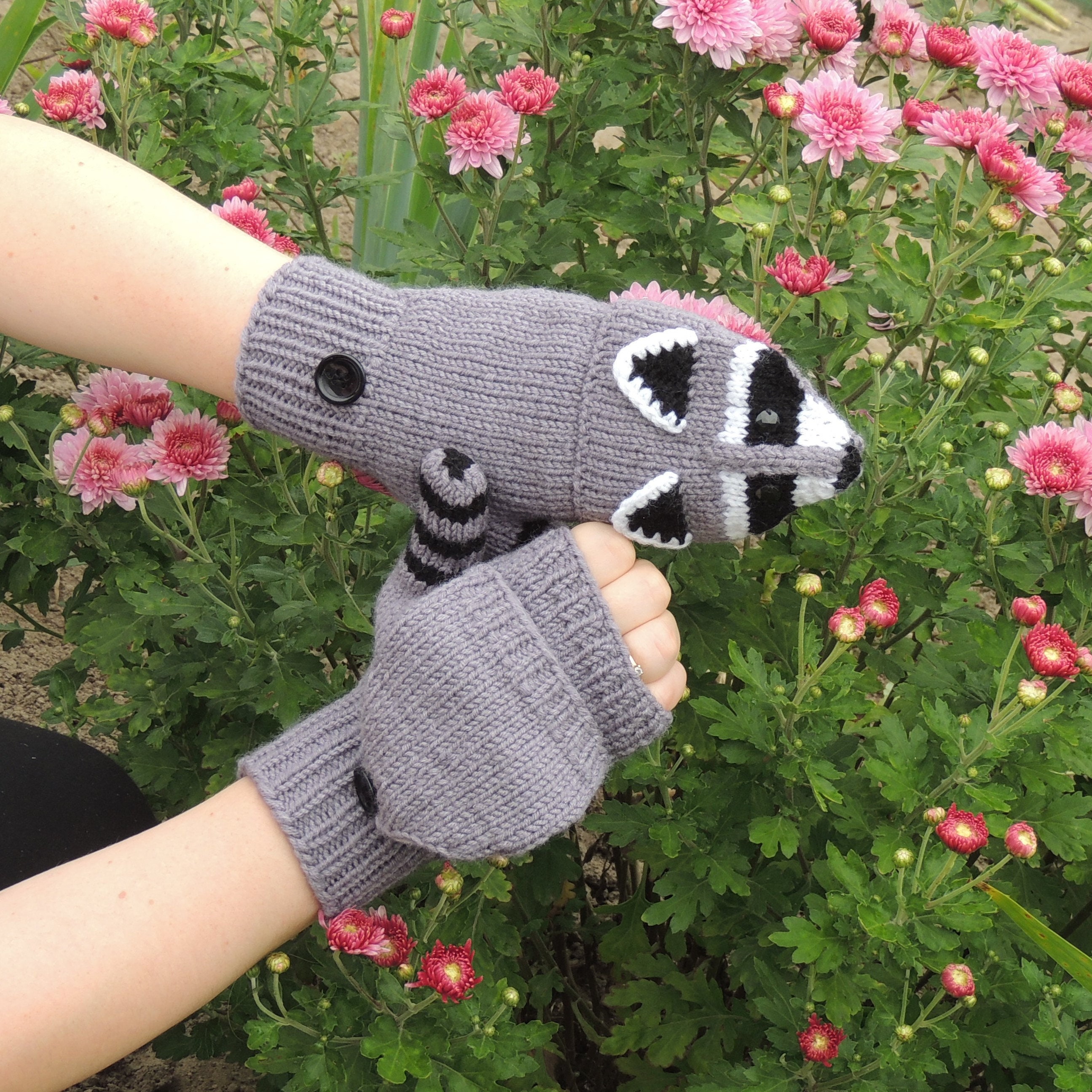 Raccoons Mitten. Knitted Mitts With Raccoon. Convertible Animal Mittens ...