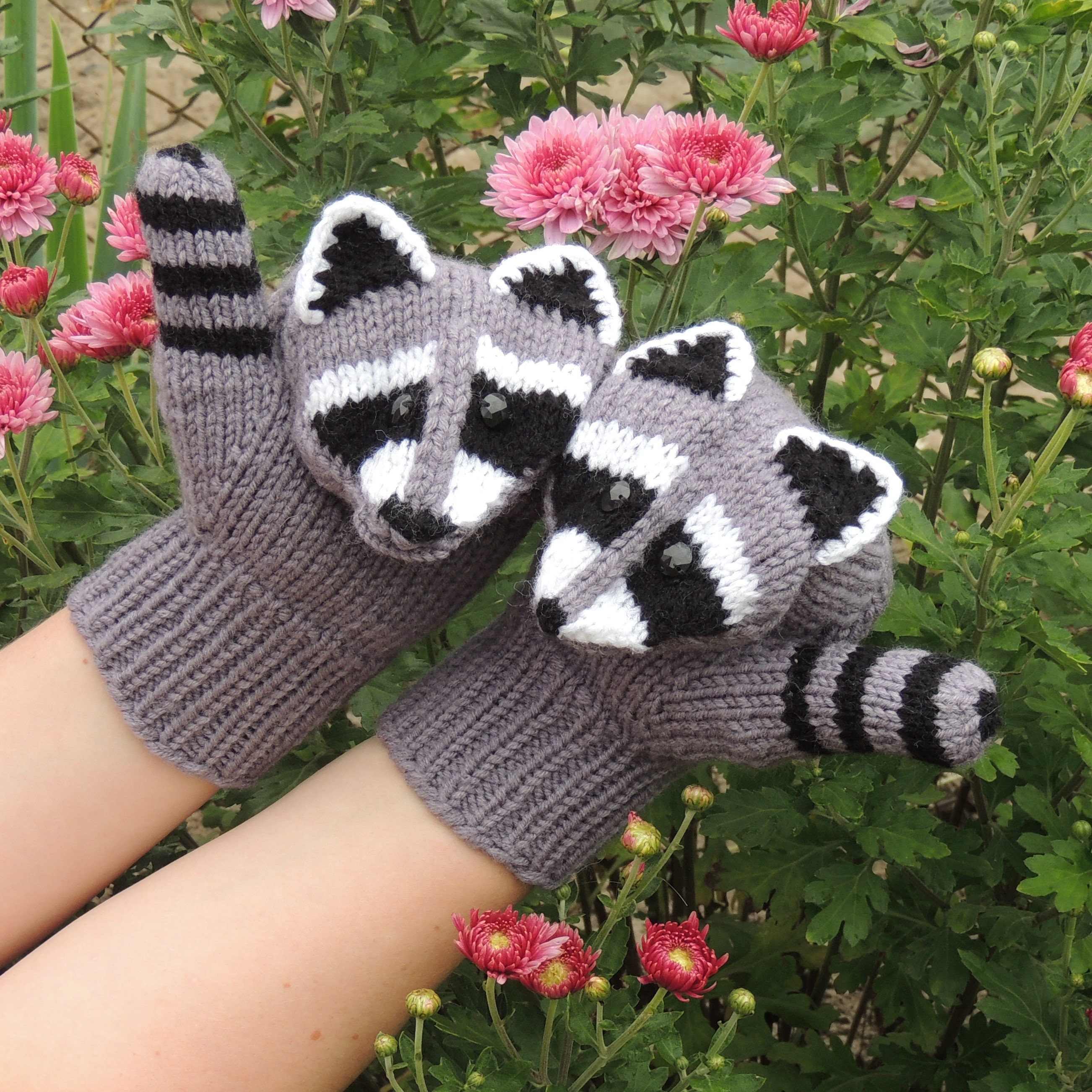 Raccoons Mitten. Knitted Mitts With Raccoon. Convertible Animal Mittens ...