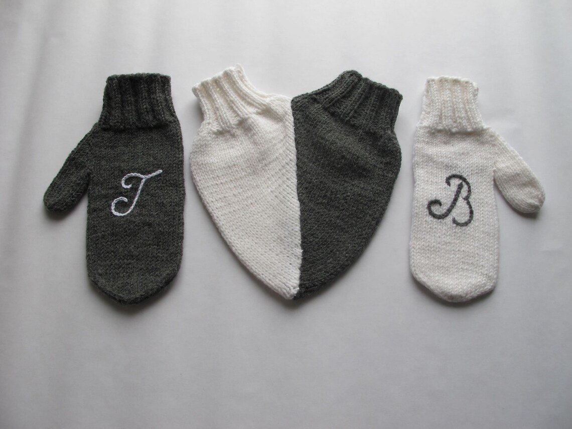 Couples Mittens. Unique Valentines Day Gift for Boyfriend. - Etsy