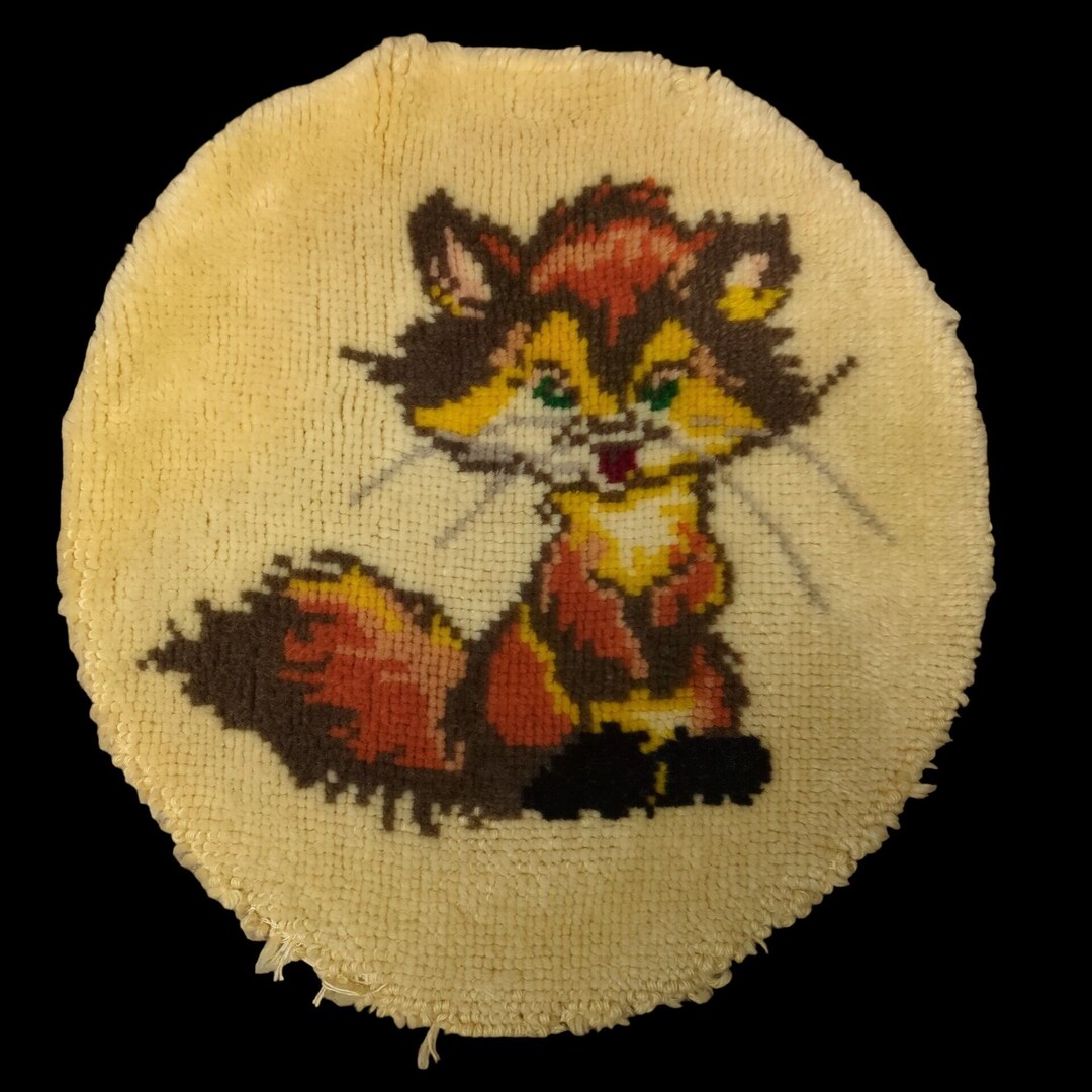 Vintage Latch Hook Rug: 27" Cartoon Fox Decor (needs Repair) - Etsy