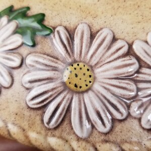 Daisy Bowl With Lid Embossed Flowers Pottery Decor House Warming Gift ...