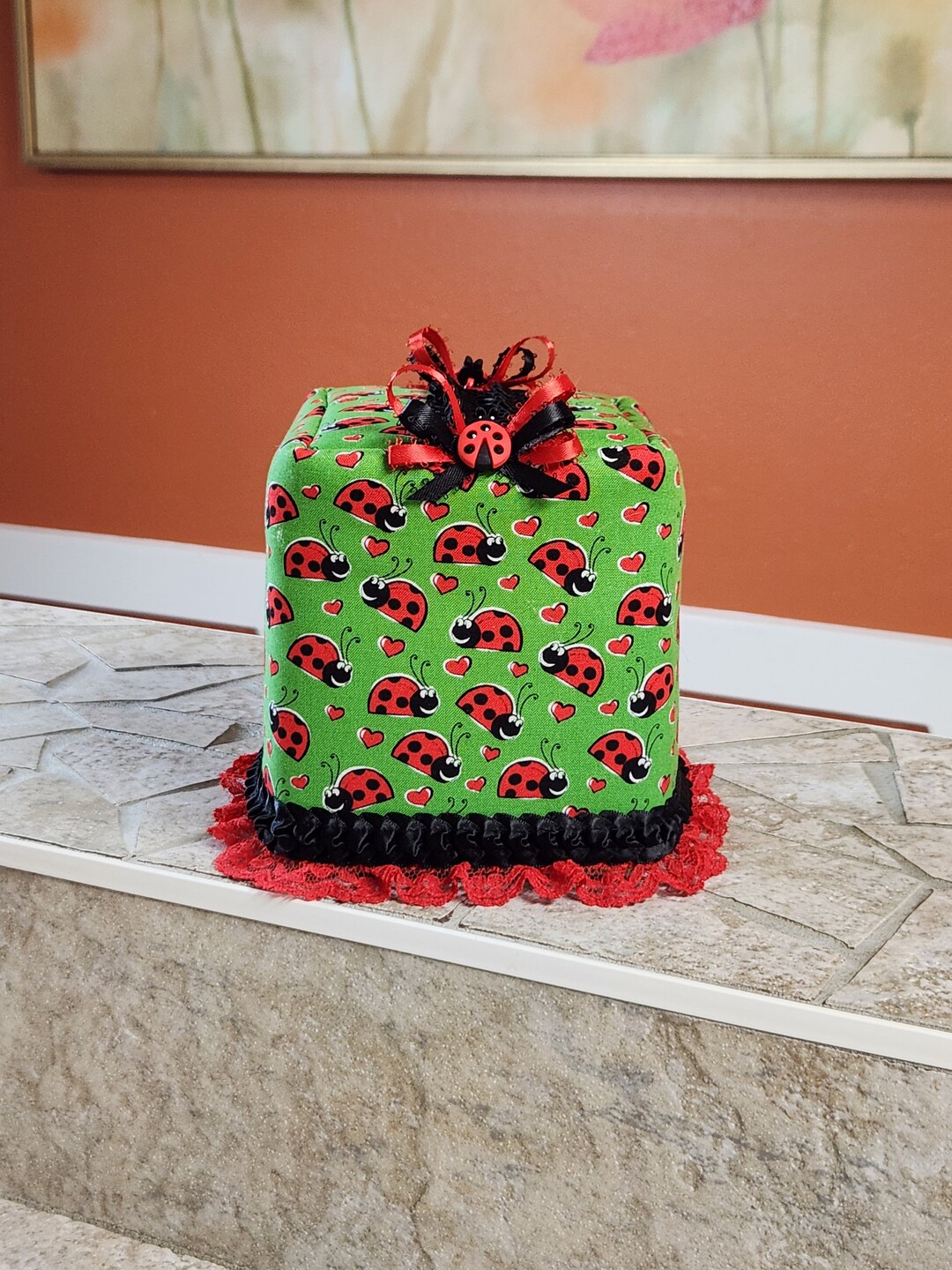 Handmade Ladybug Tissue Box Cover: Green Fabric, Red Lace Trim - Etsy