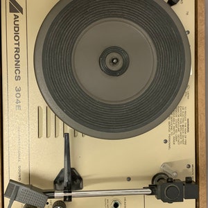 1970s Audiotronics Briefcase Record Player - Etsy