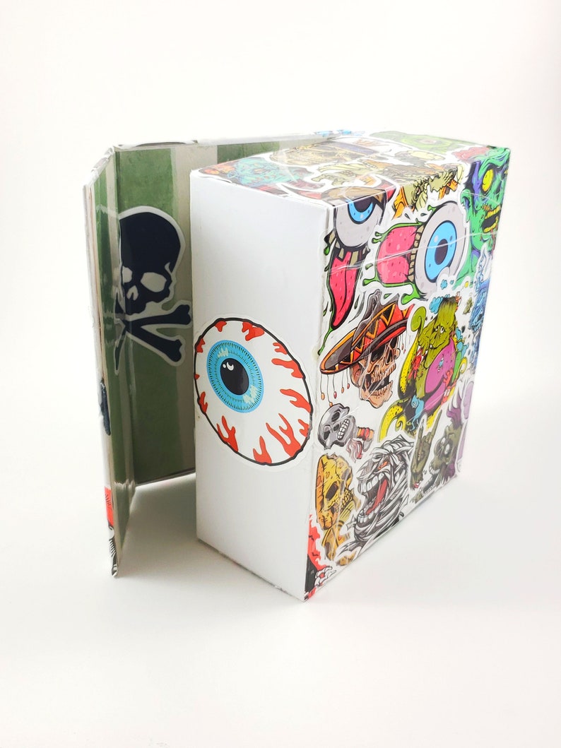 Monster Sticker Bomb Bank Box, Monstruos, bomba de pegatinas, banco de ...