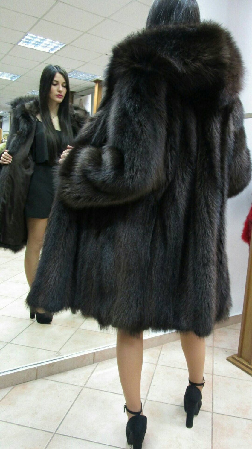 RACCOON FUR COAT!Brand New Real Natural Genuine Fur!