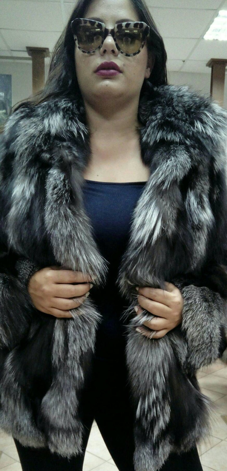 SILVER FOX FUR Coat!Brand New Real Natural Genuine Fur!