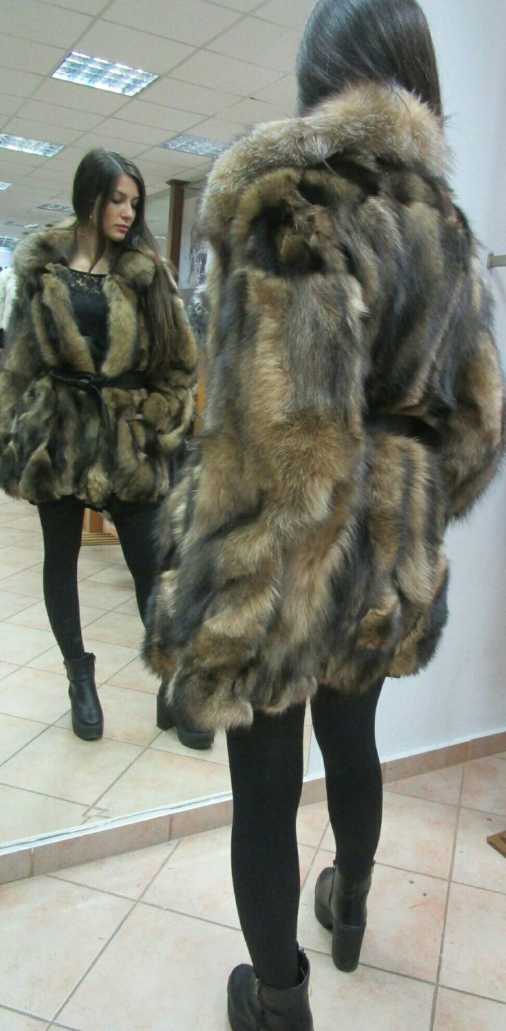 FOX Fur Coat!Brand New Real Natural Genuine Fur!