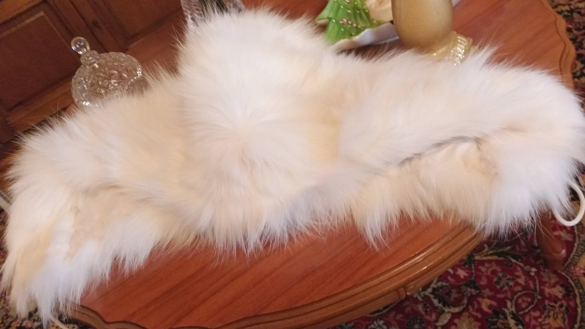 New,Natural Real WHITE FOX Fur Hood!