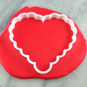 Fluted Heart Cookie Cutter Outline - SHARP EDGES - FAST Shipping ...