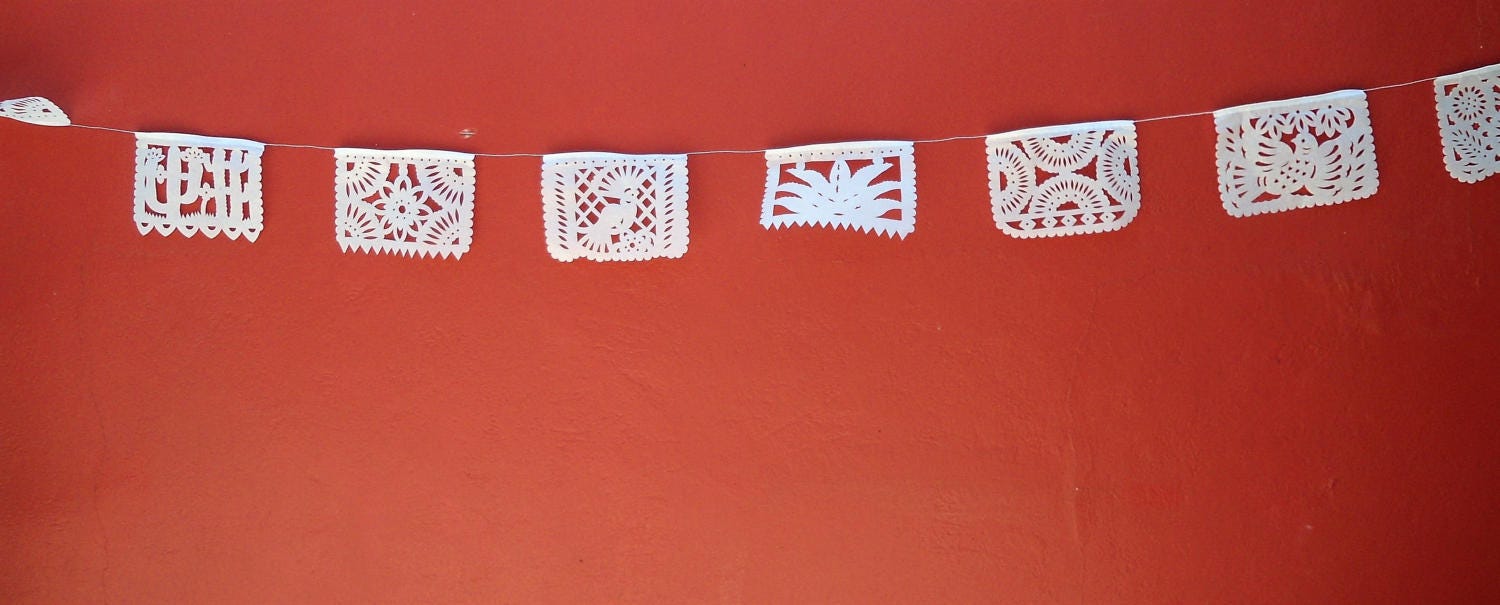 White Banners 100 Flags 31-33mts Long 108 Feet Long Papel - Etsy