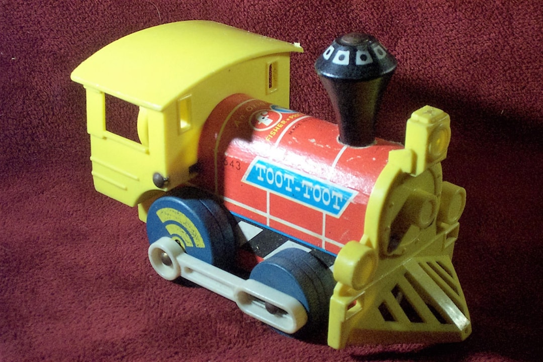 Vintage Fisher Price Toot-toot Engine #643, 1960s Wood Train Pull Toy ...