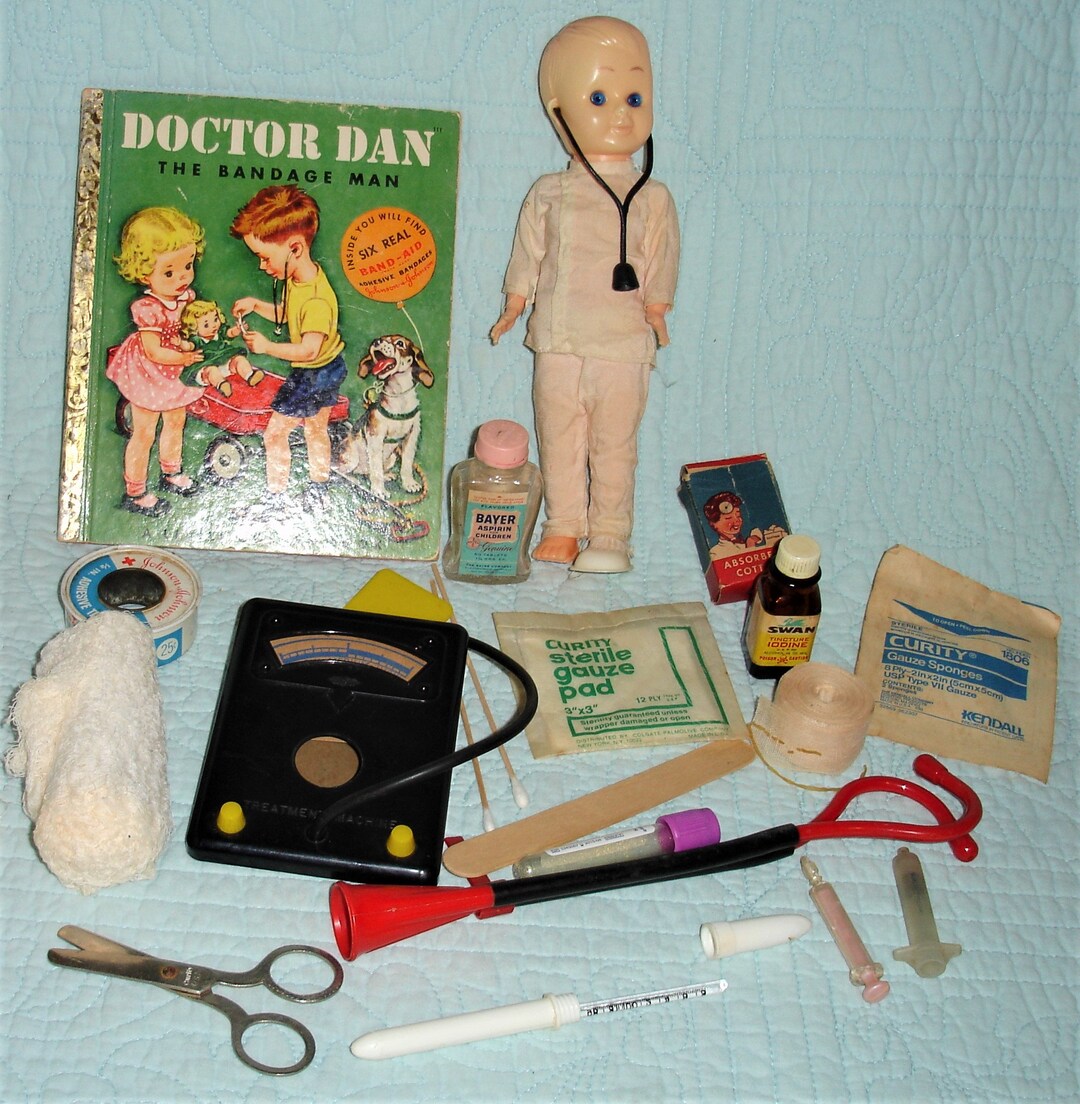 Vintage DOCTOR DAN the Bandage Man Little Golden Book 111A - Etsy
