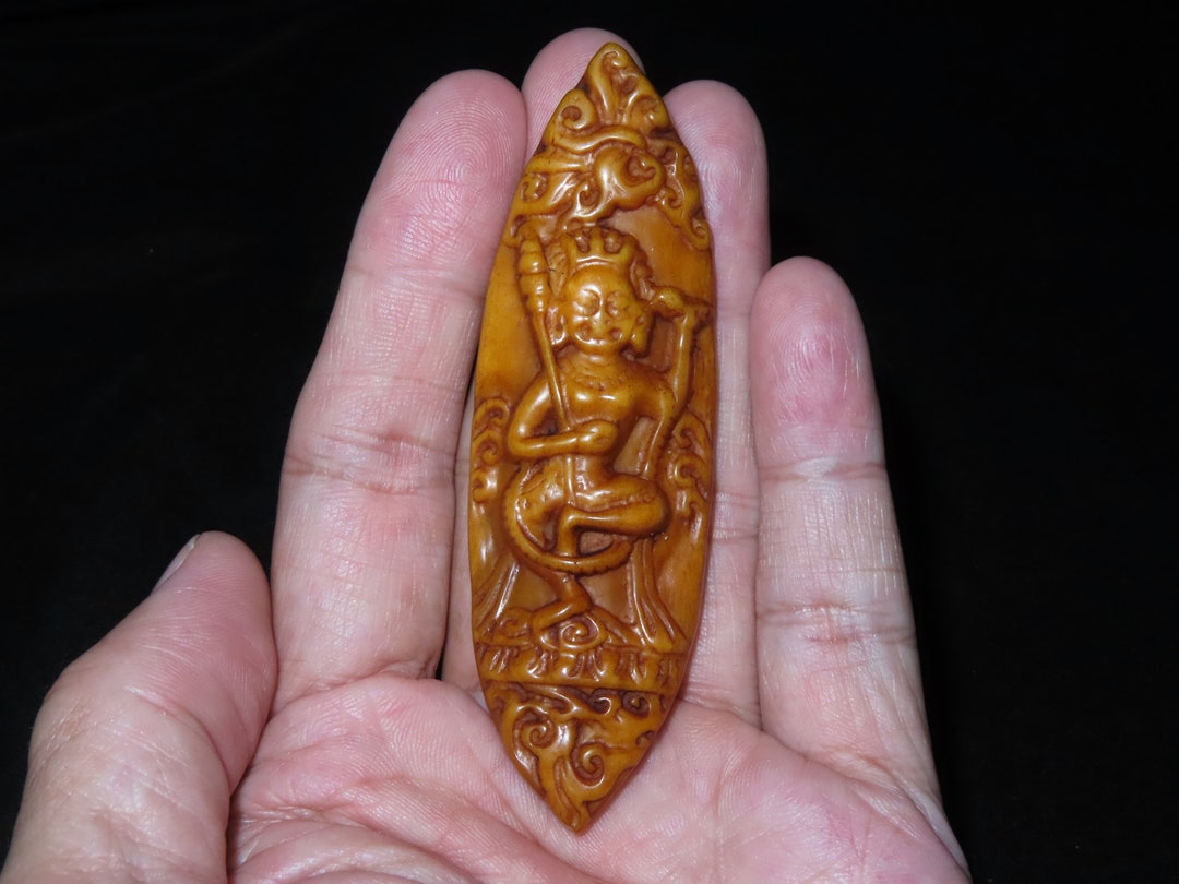 Nepal Tibet Buddhist Carved Yak Bone Vajravarahi Bone Kasaya Spiritual ...