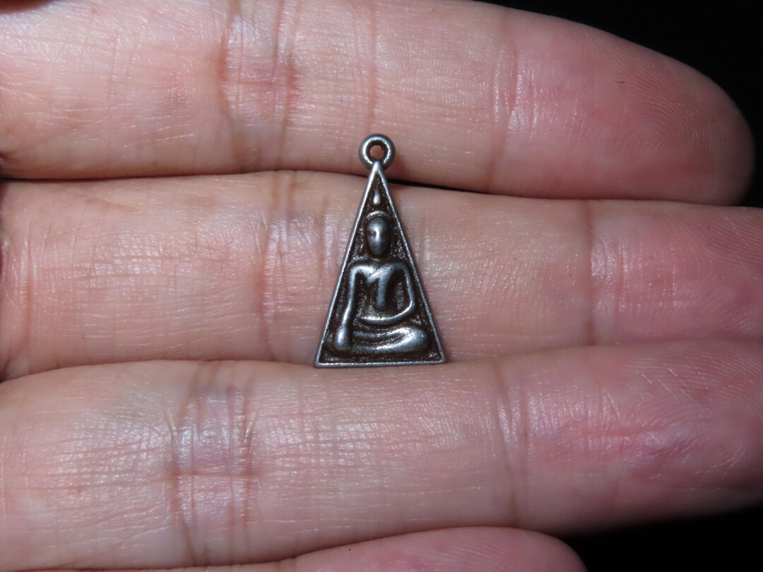 Nepal Tibet Buddhist Cold Iron Triangle Buddha Talisman Ornament ...