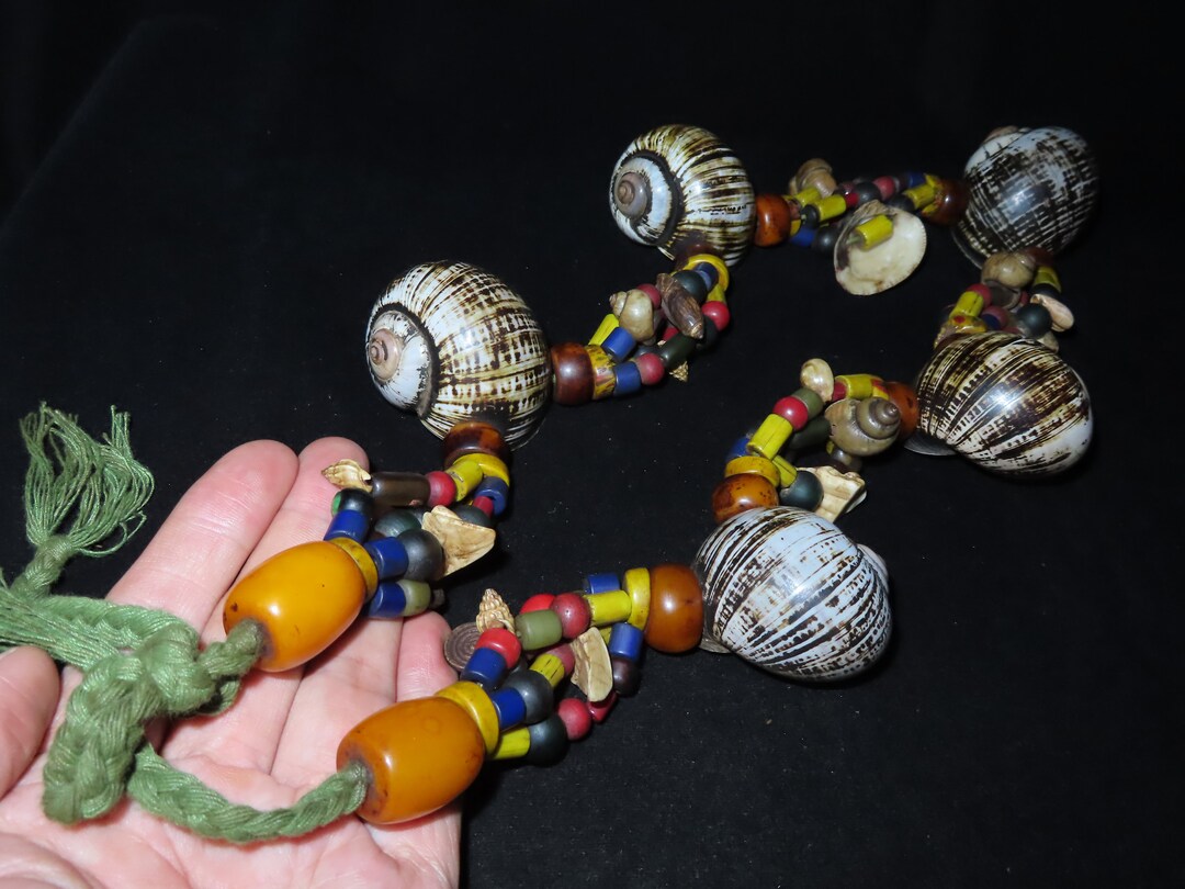 Nepal Tibet Ethnic Snail Shell & Multi Color Glass Resin Beaded Strand ...