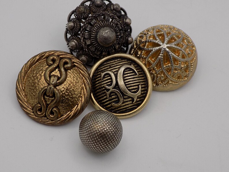Lot of 5 Very Rare Buttons, Vintage Buttons, Authentic Buttons ...