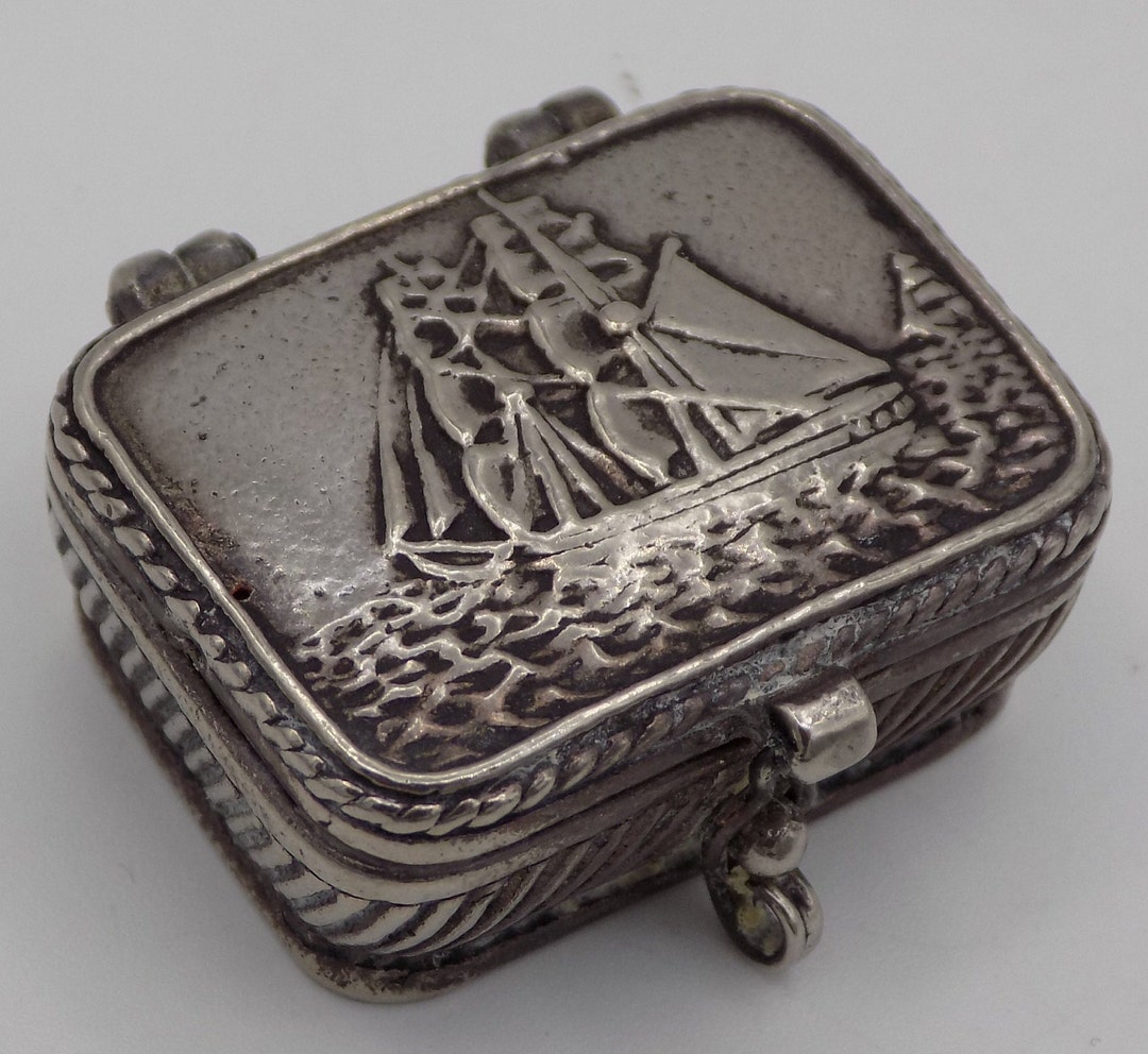 Antique Pillbox, Jewelry Box, Jewelry Box, Very Old, 1800s, Silver ...