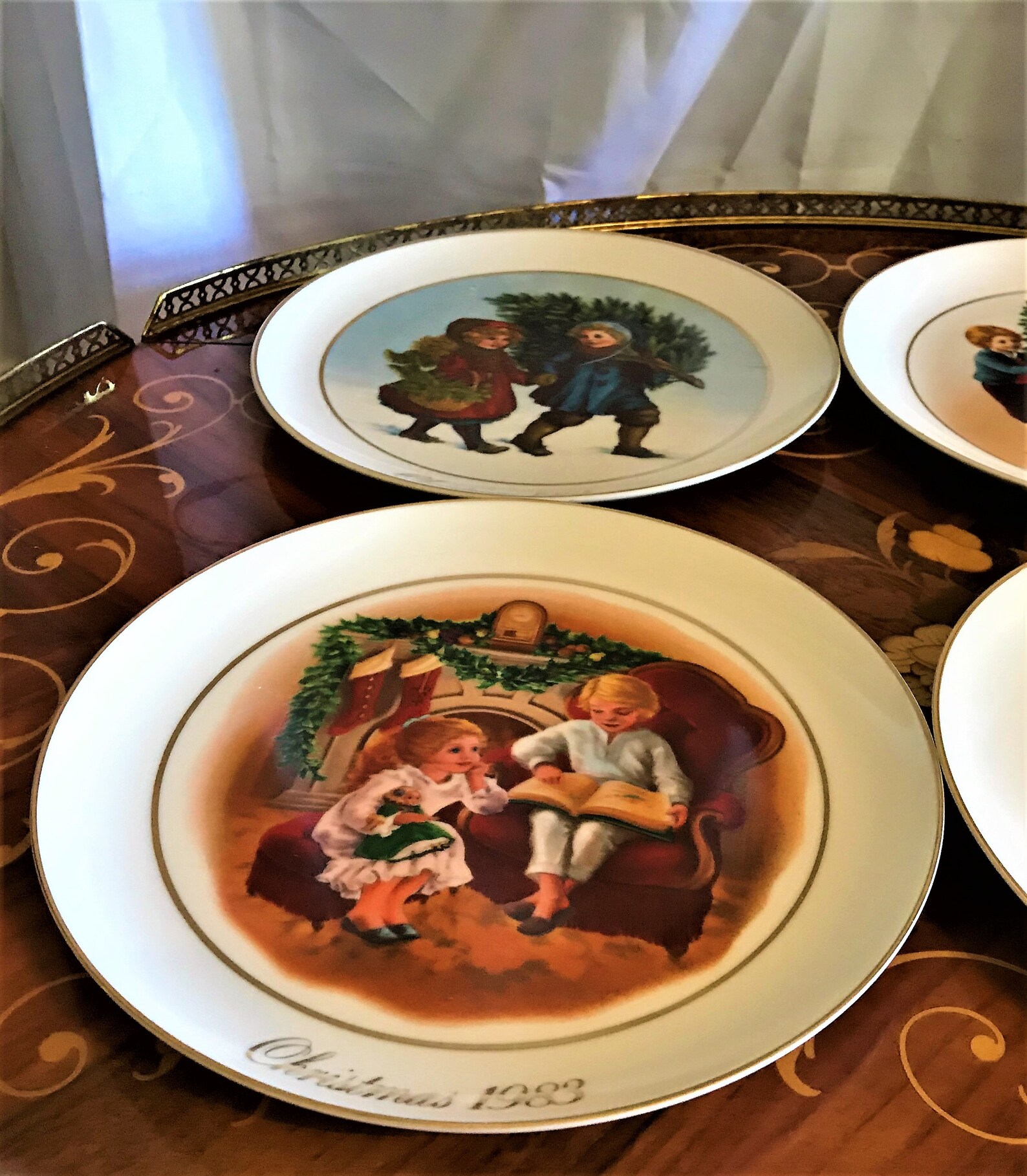Vintage Collector Plates Made Exclusively for Avon, Set of Four, Wall ...