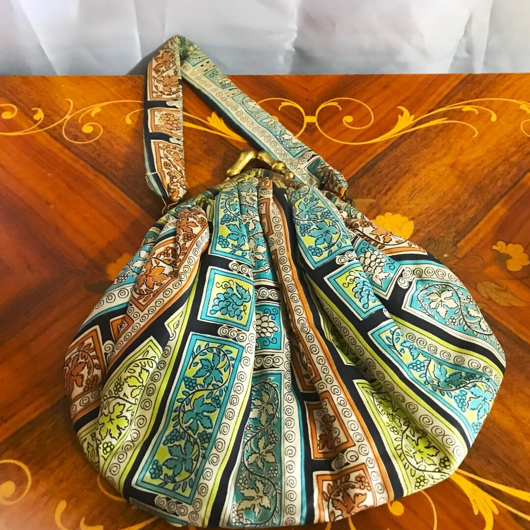 Vintage Cloth Handbag With a Snap Closure, Fully Lined - Etsy