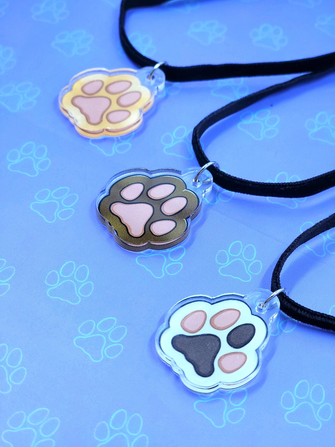 Cat Paw Acrylic Charm: Toe Beans Black Velvet Choker (1" X 1") - Etsy