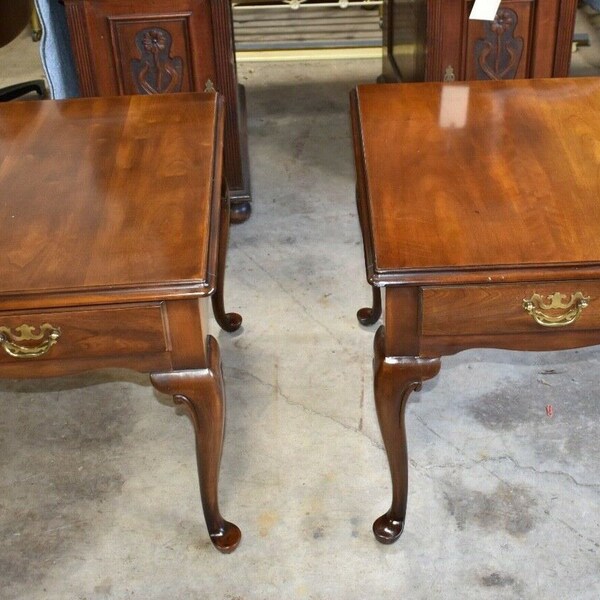 Queen Anne End Table - Etsy