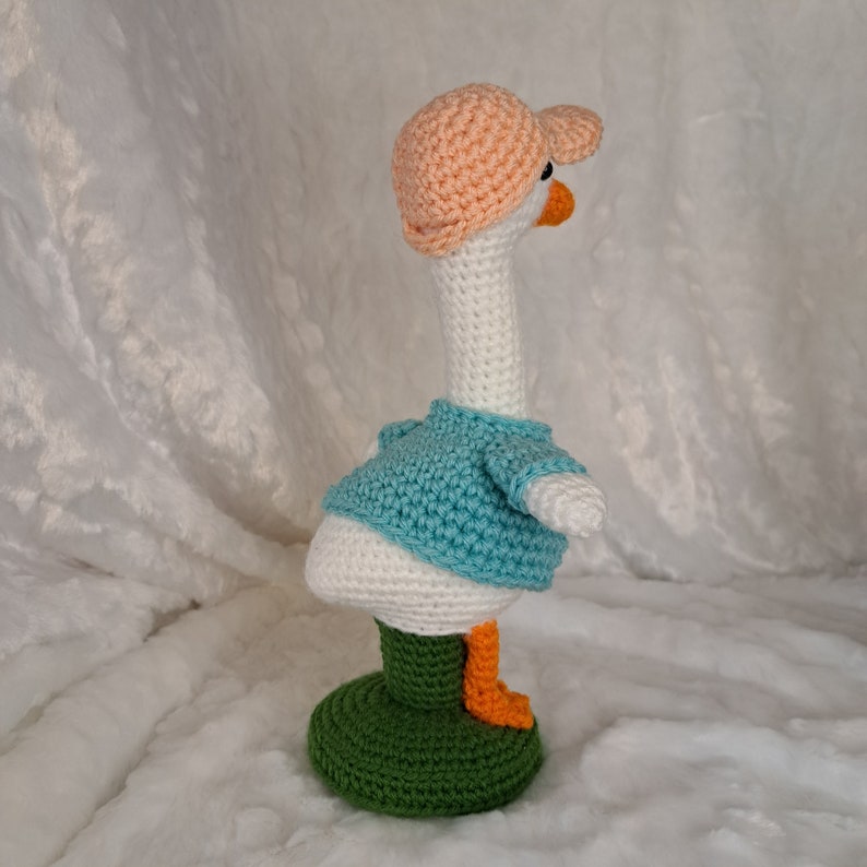 PATTERN ONLY Crochet Desk Goose Basic Outfit and Accessories - Etsy