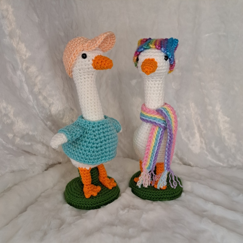 PATTERN ONLY Crochet Desk Goose Basic Outfit and Accessories - Etsy