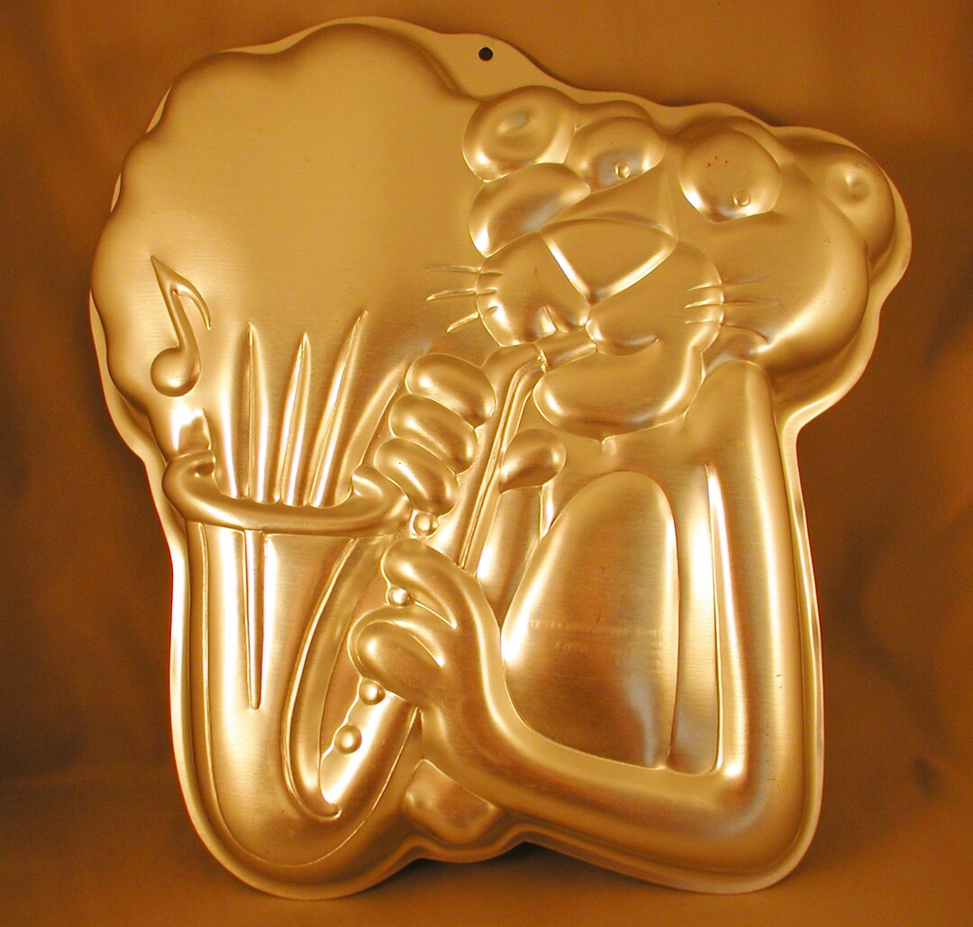PINK PANTHER Playing Sax Wilton Cake Pan 1982 Wilton No. 502-3902 ...