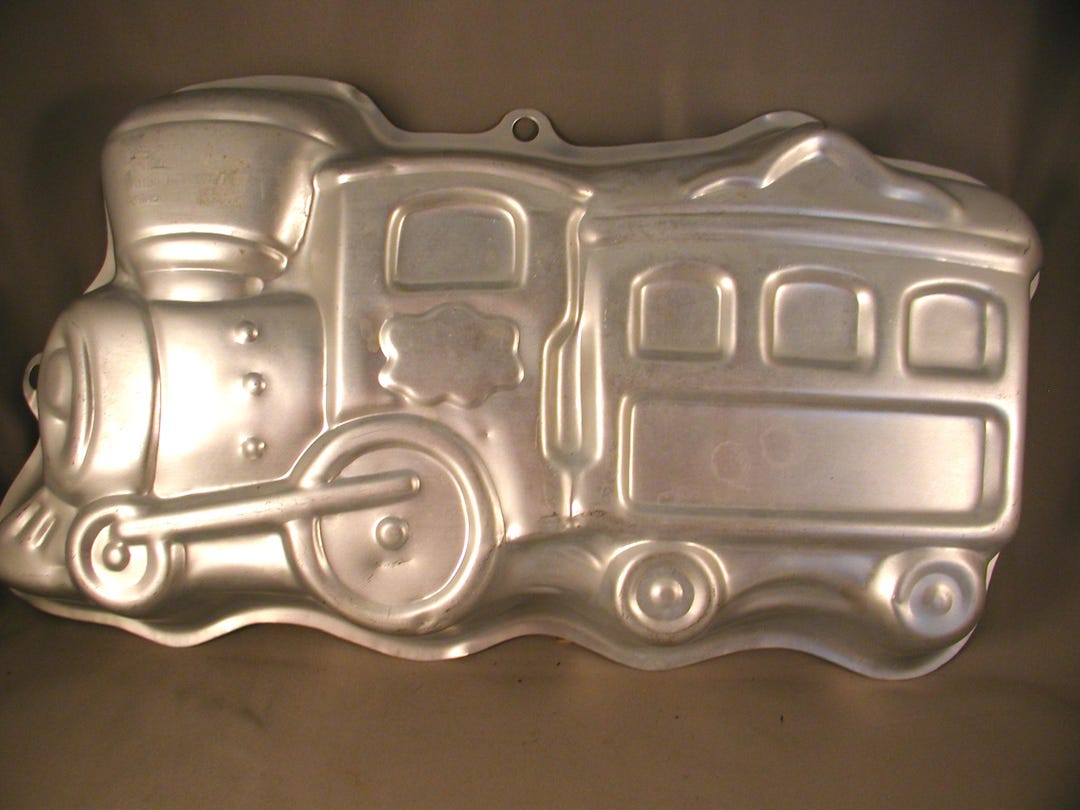 Wilton TRAIN - Thomas Train Cake Pan - 2003 - Retired - Never Used. - Etsy