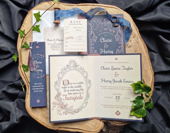 Wedding invitation sample books | Beachweddingtips.com