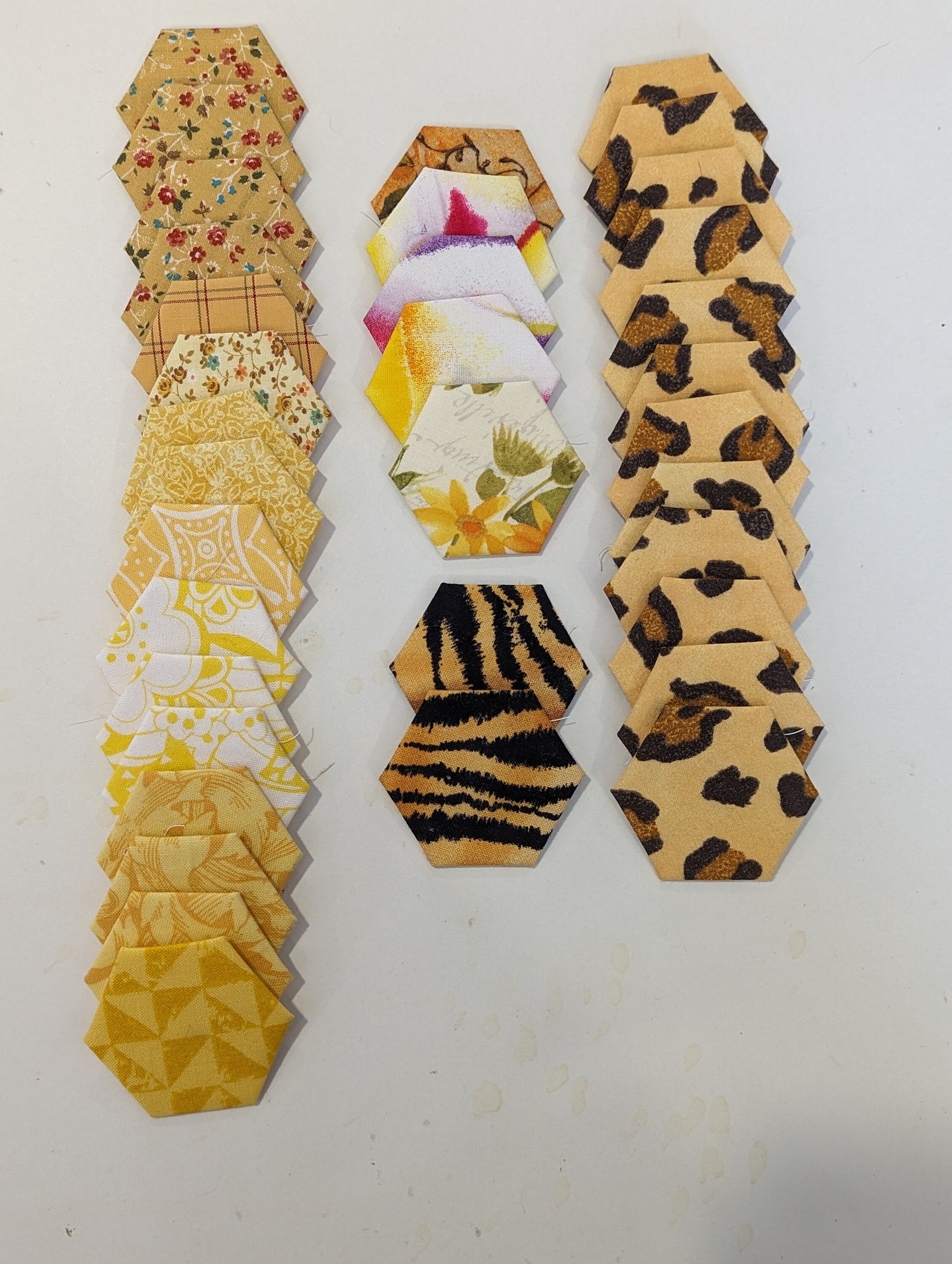 Hexies, EPP Hexagons, 110 Yellow 1 Inch Hexagons, Thread Basted 1 Inch ...